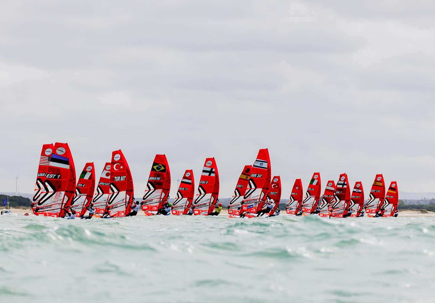 World Sailing - iQFOiL continues to make waves as windsurfing’s newest ...